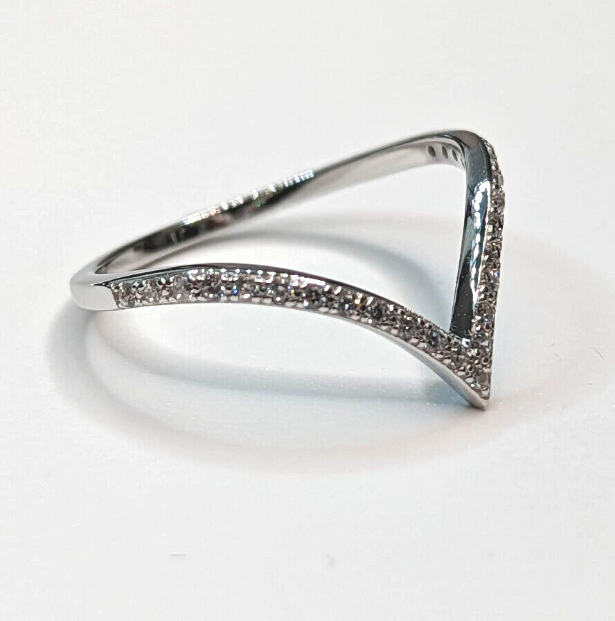 White CZ High Point V Shape Chevron Ring 925 Sterling Silver Band Sizes ...