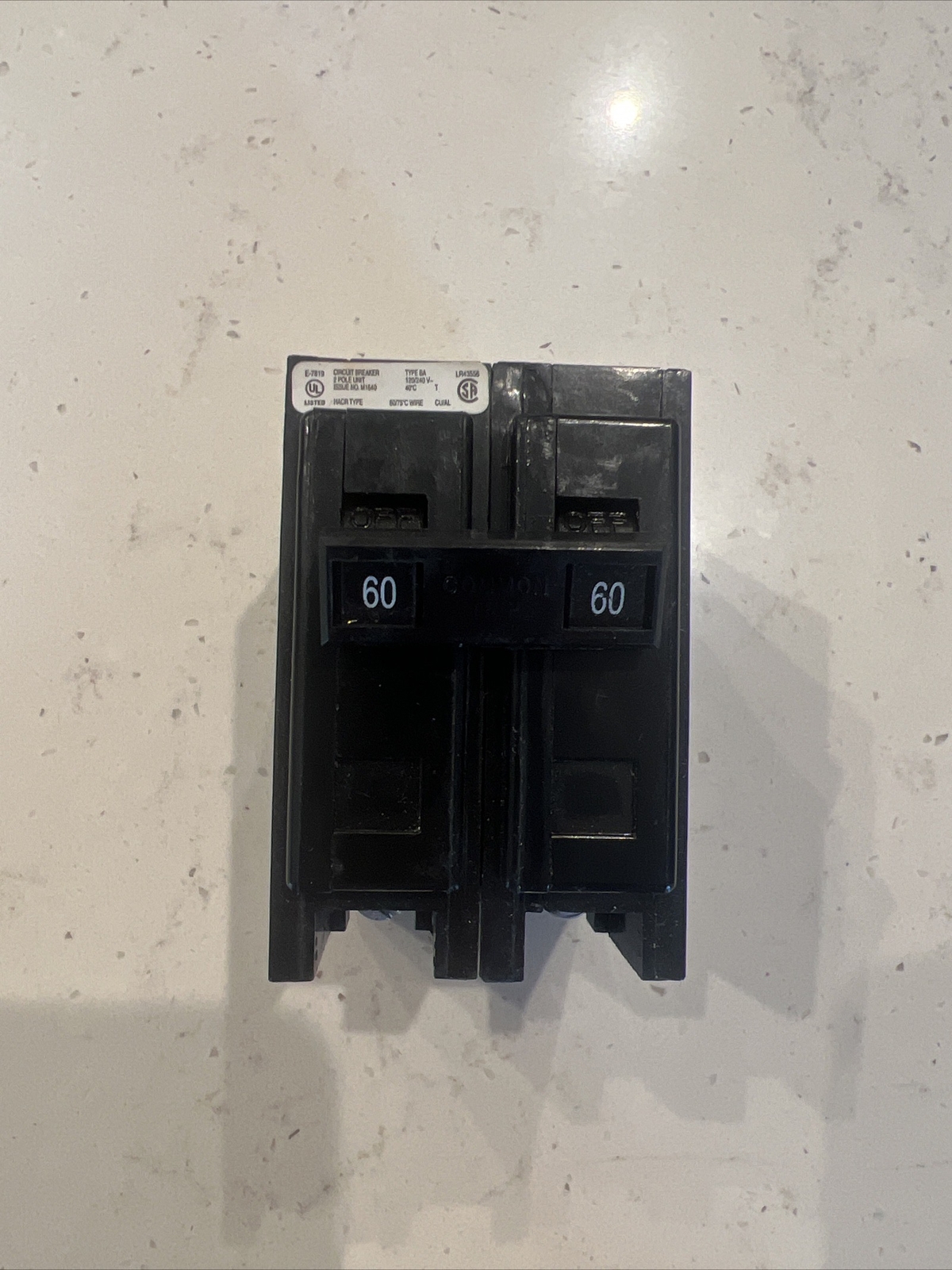 New Circuit Breaker Cutler Hammer BAB2060 BA260 60 Amp 2 Pole Bolt on ...