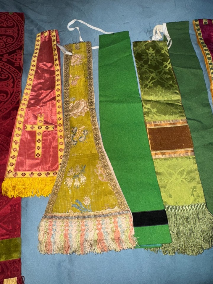 LOT OF 19 BEAUTIFUL VINTAGE CATHOLIC PRIESTS MANIPLES | eBay