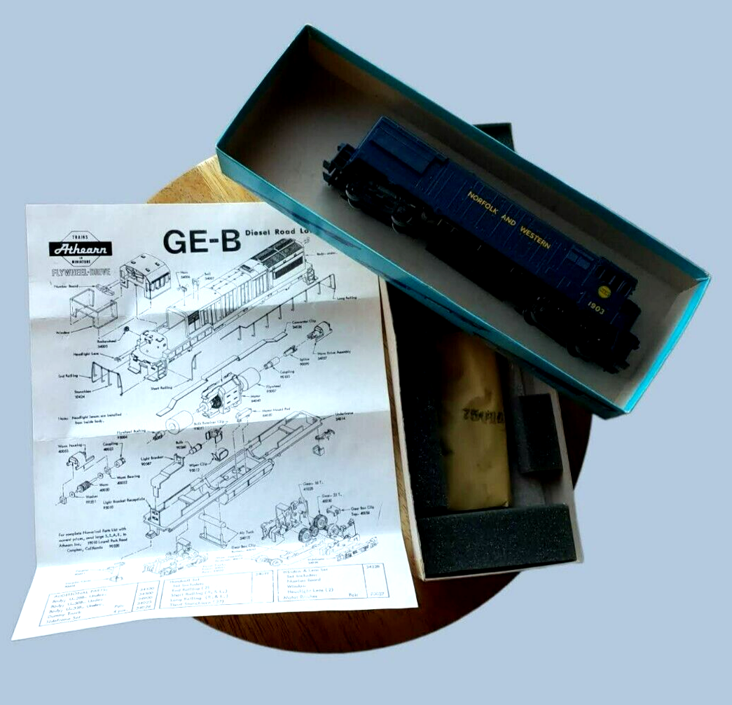 Athearn HO Diesel Locomotive #3402 U28B Power N&W Norfolk & Western ...