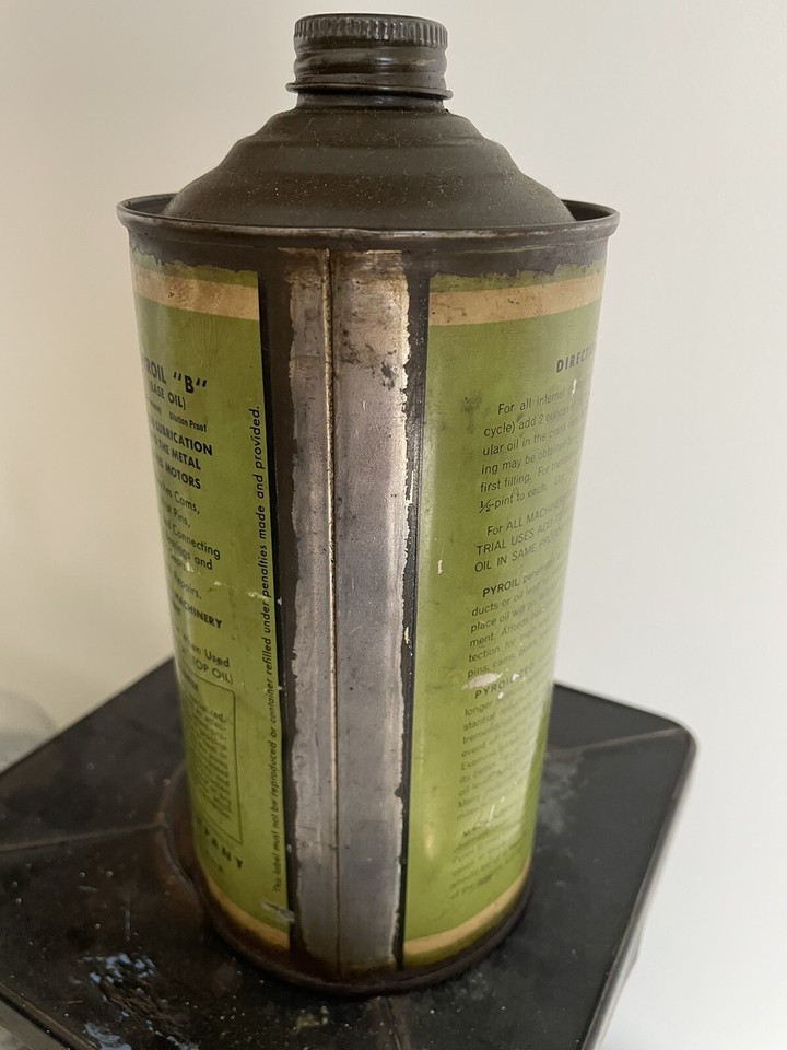 Vintage Original 1936 PYROIL Crank Case Oil B 32Oz Metal Motor Oil Can ...