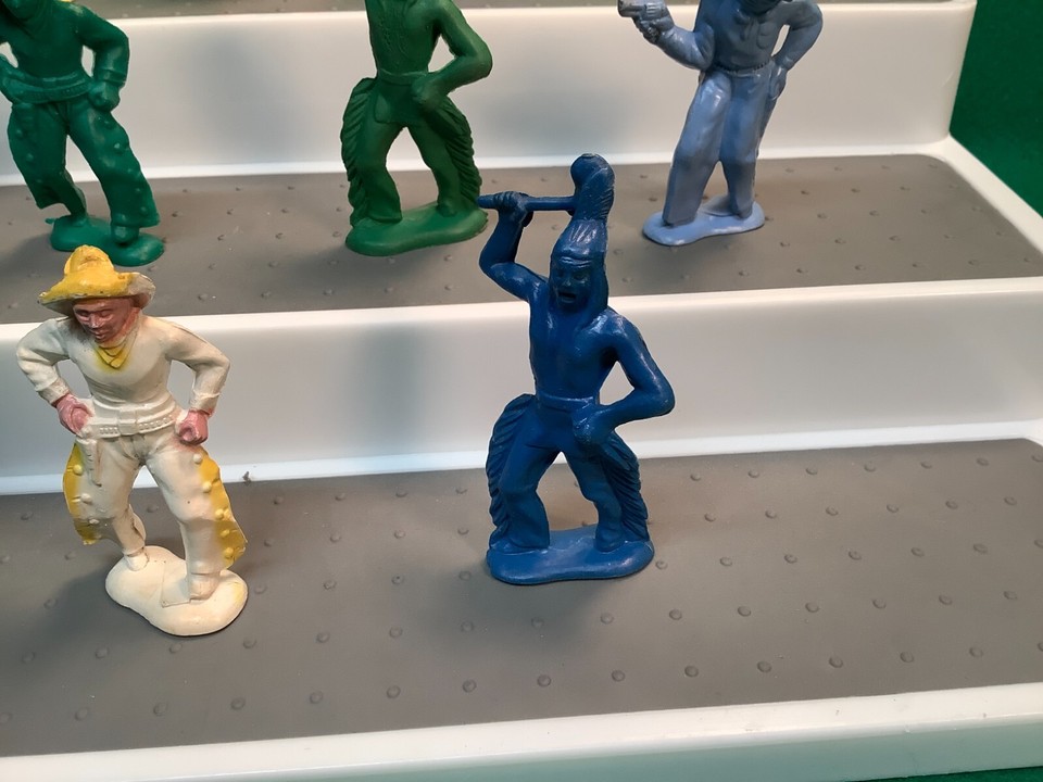 VINTAGE 60MM PLASTIC AJAX BERGEN INDIAN COWBOY FIGURES LOT | eBay
