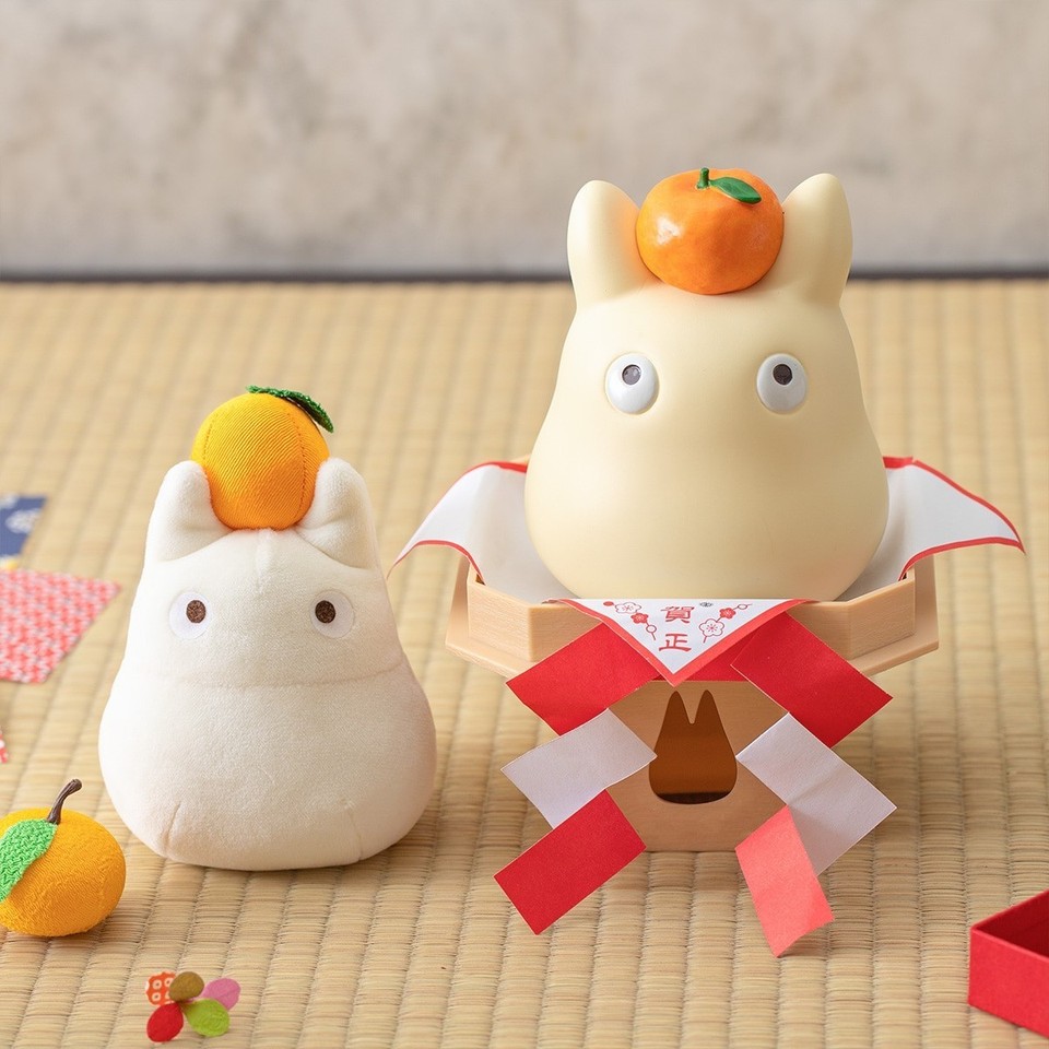 Japan Studio Ghibli My Neighbor Totoro Figure Small Totoro Kagami-mochi ...