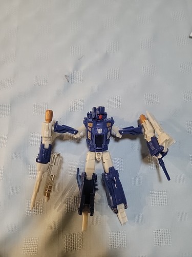 Hasbro Transformers Titans Return Blowpipe & Triggerhappy Deluxe Class ...