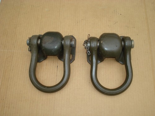 Kaiser Jeep M715 Hub Lift / Tie-Down Axle Brackets & Shackle Set W/Pins ...