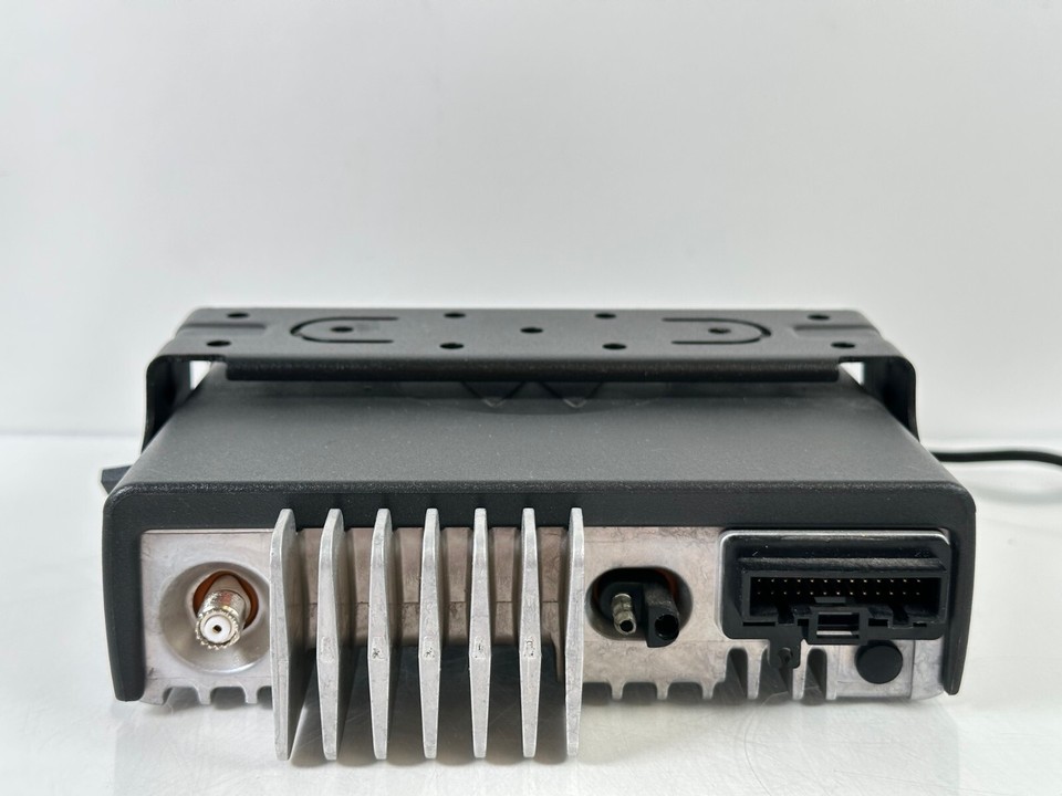 Motorola AAM27QPH9JA1AN XPR 4500 w/ RMN5050A Mic | eBay