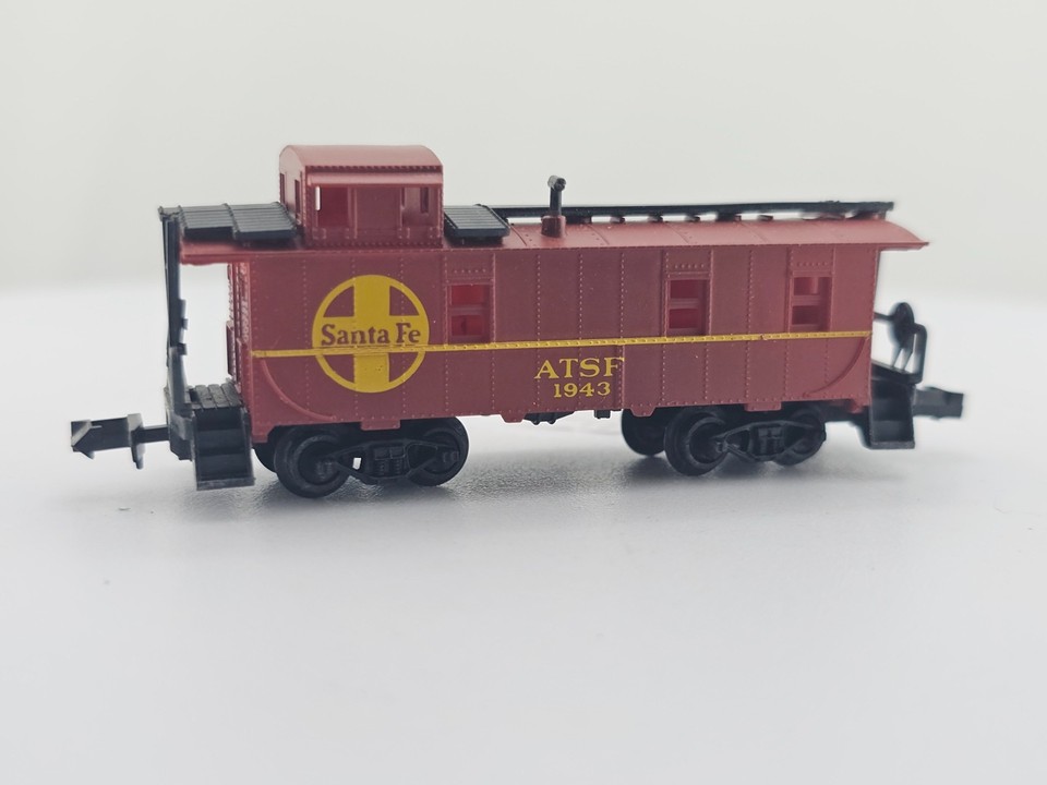 N Scale Life Like 7710 Santa Fe ATSF 1943 Caboose Car 1:160 Model Train ...