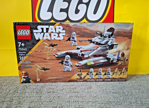 LEGO Star Wars Republic Fighter Tank (75342) Mace Windu 187th Clone ...