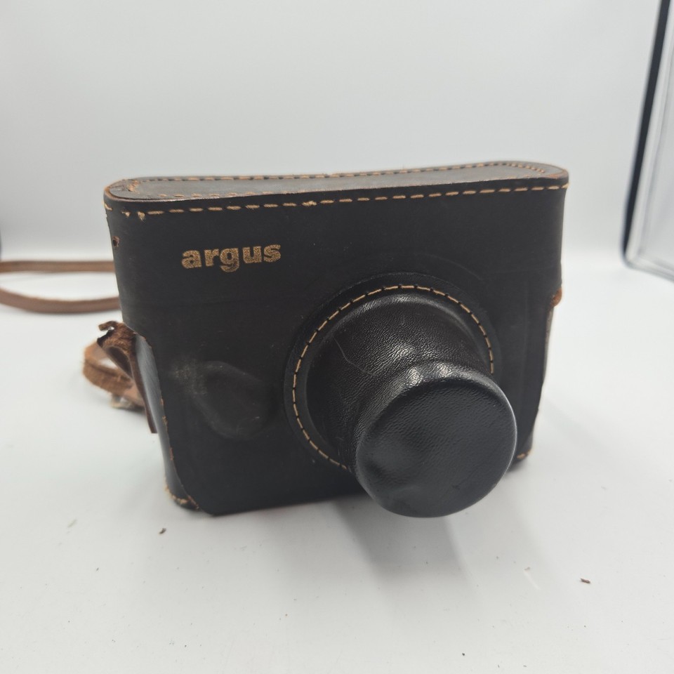 Vintage Argus C3 f/3.5 lens 50mm Coated Cintar Film Camera with Leather ...