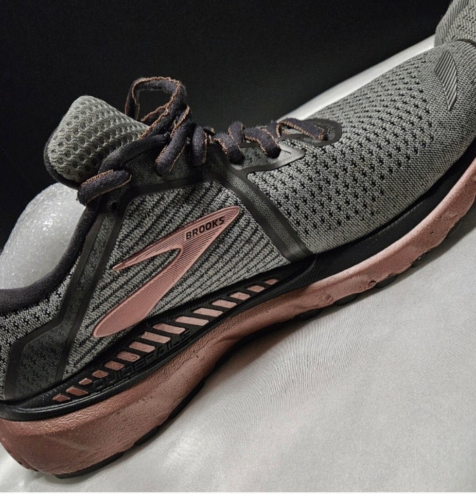 Brooks Adrenaline 20 Guide Rails Running Shoes Gray/Peach Women’s Size ...
