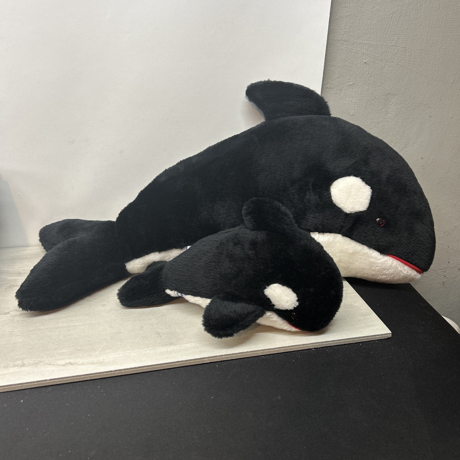 Sea World SHAMU Orca Killer Whale 21” Plush 1988 Suffed Animal W/ 10 ...
