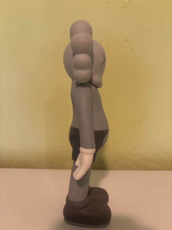 Kaws Figure Medicom 2004 | eBay