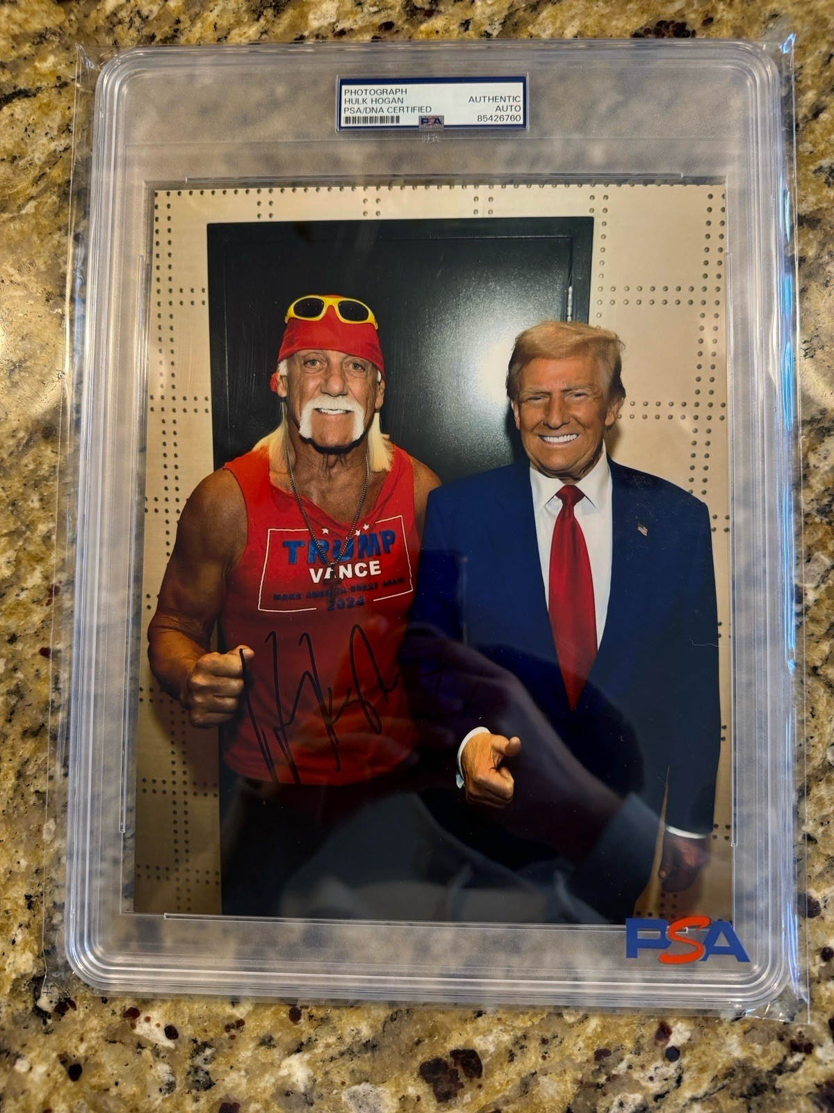 Hulk Hogan signed autographed 8x10 photo PSA/DNA Slab President Trump ...