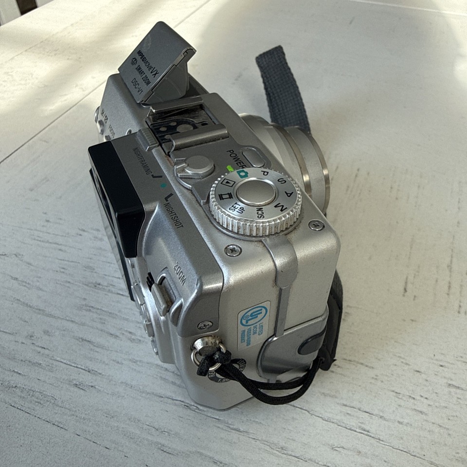 Sony Cyber-shot DSC-V1 Digital Camera with Battery Tested Functionality ...