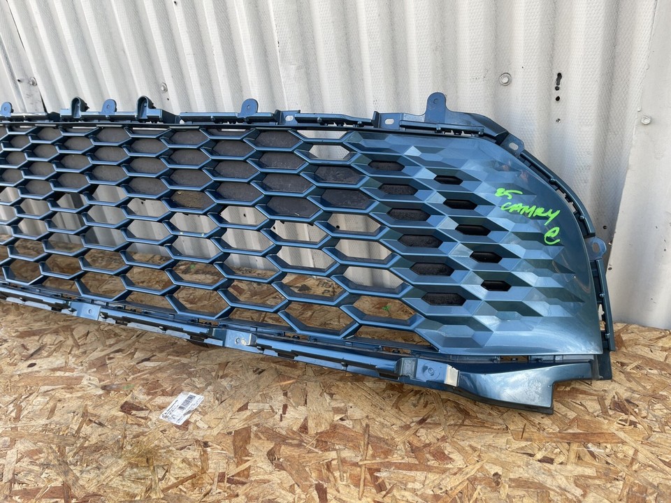 2025 Toyota Camry Lower Bumper Center Grill OEM 53102-AQ040 | eBay