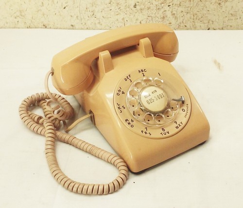 Vtg Beige rotary dial corded desk telephone phone retro 1960s Western ...