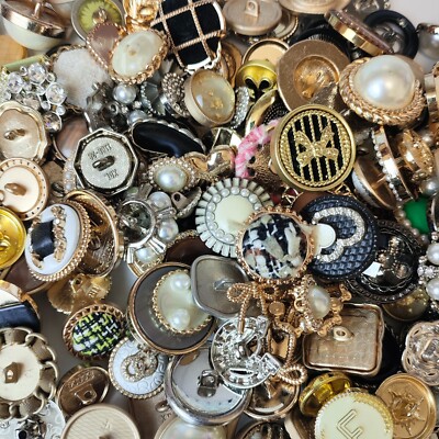 Sewing (Pre-1930) - Antique Sewing Buttons