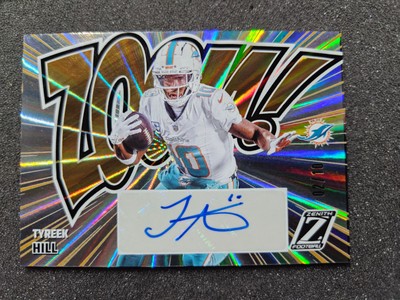 🌟 2024 Panini Zenith Tyreek Hill Zoom Case Hit Auto Gold #/10 Miami ...