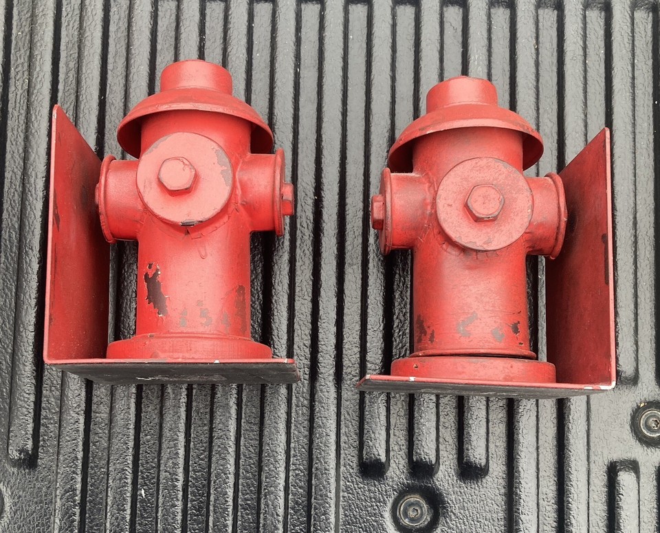 FUN, INDUSTRIAL DESIGN/ ART RED METAL FIRE HYDRANT BOOKEND SET / PAIR ...