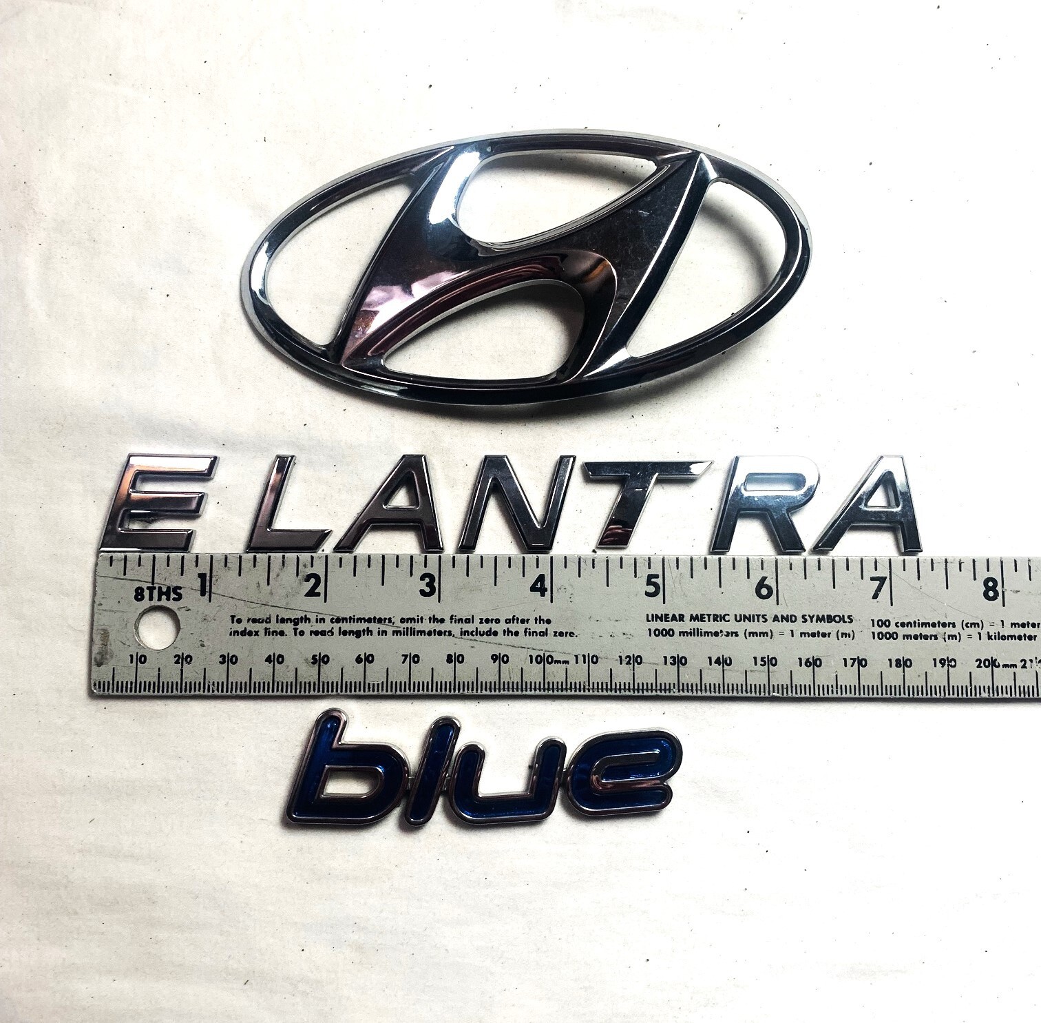 Hyundai Elantra Hybrid Blue Emblem Logo Badge Set 212e | eBay