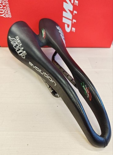 Selle SMP Evolution Carbon Rail Bike Saddle Black Lightweight 207g Used ...