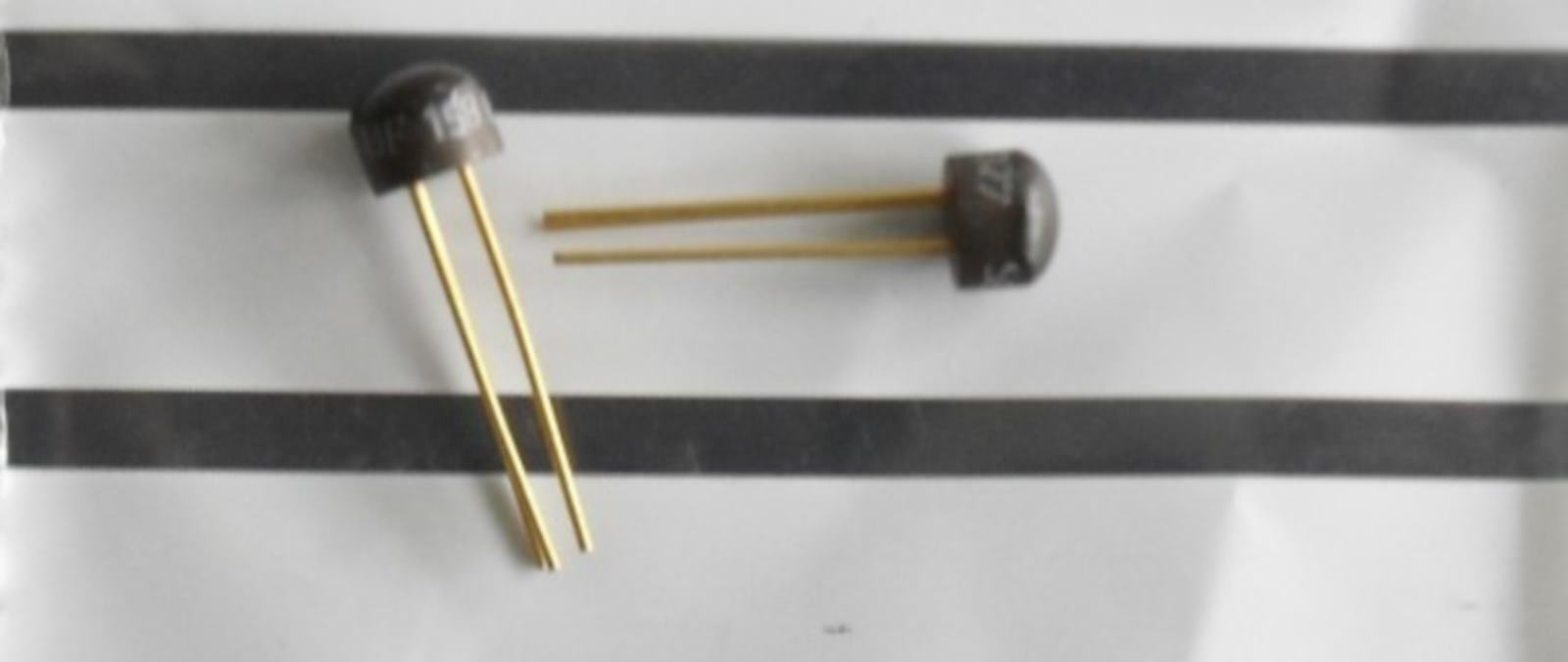 BF158 - BF167 - BF180 - BF198 - BF199 - BF233 TRANSISTOR NPN (x2) (x4 ...