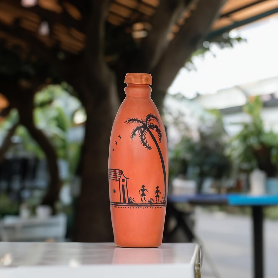 MITTICOOL Hand-Painted Warli Pattern Self-Cooling Clay Water Bottle 1 ...