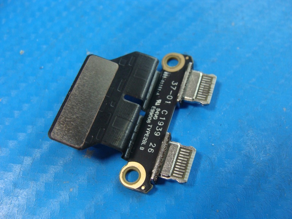 MacBook Air A2179 13" 2020 MWTJ2LL/A Thunderbolt 3 & I/O Board 923 ...