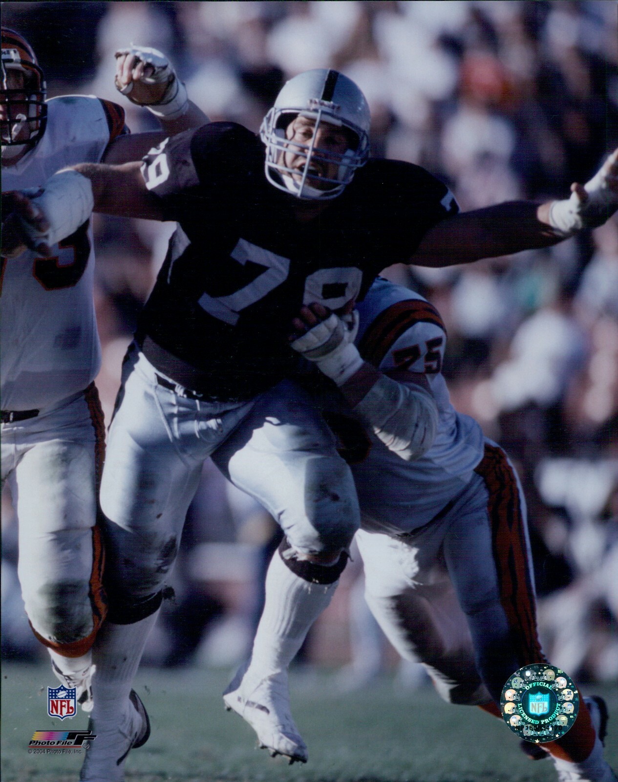 Bob Golic Oakland Raiders NFL Licensed Unsigned Glossy 8x10 Photo B | eBay