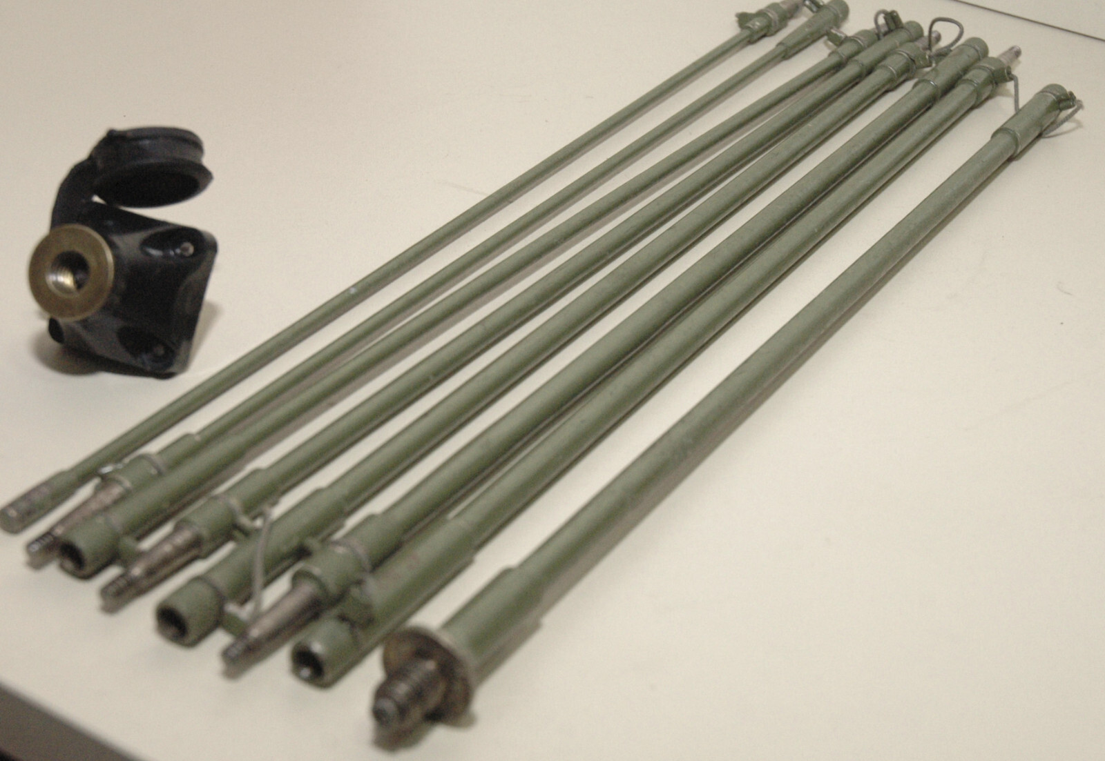 -Military-Whip-Collapsible-HF-Antenna-8-elements-10-ft-3.0m-with Holder ...