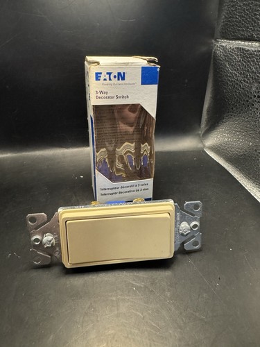 Eaton 7503W-BX-LW 3-Way Decorator Rock Light Switch 15-Amp 120V Ivory ...