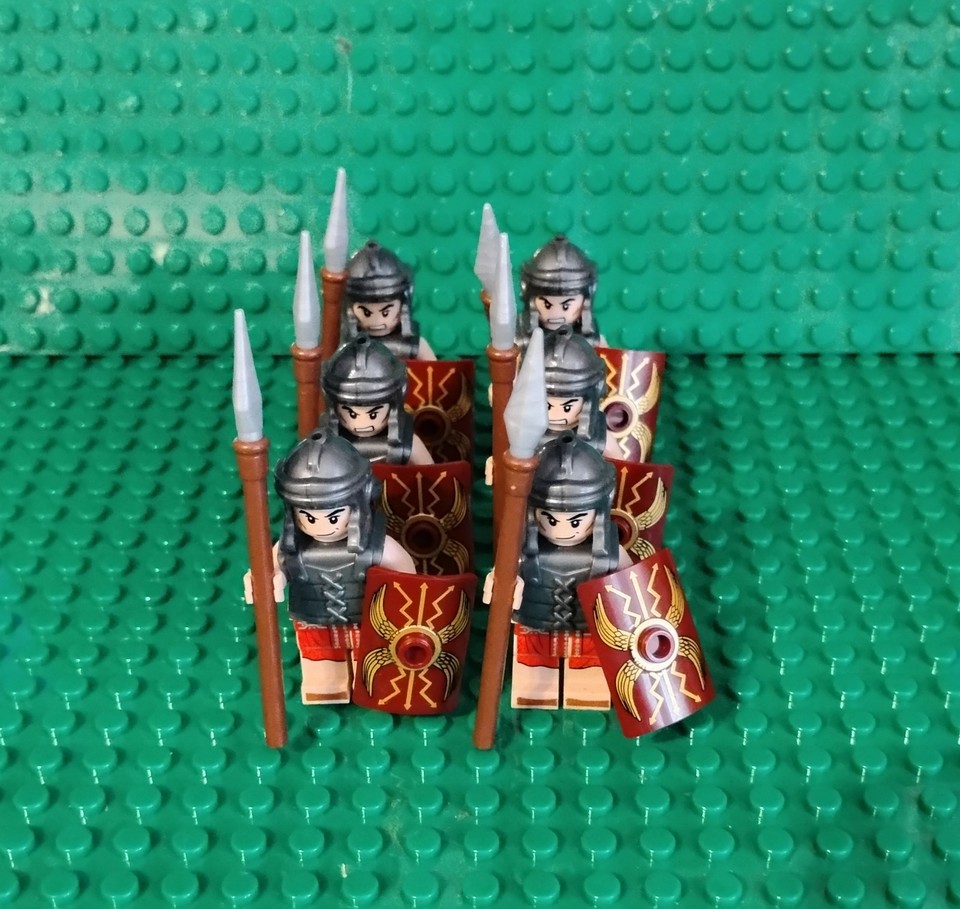 lego roman soldier. Excellent condition, detailed and equipped ...