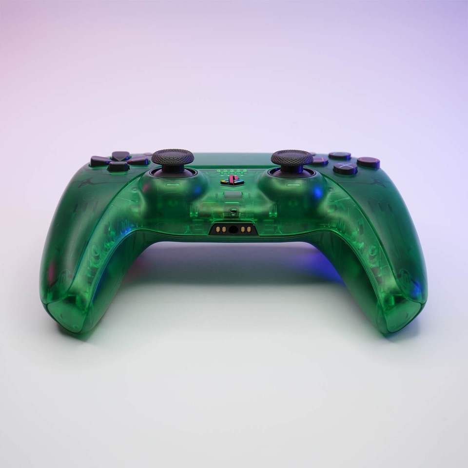 PS2 Emerald Killscreen Esports Clear Green Retro PS5 Controller ...