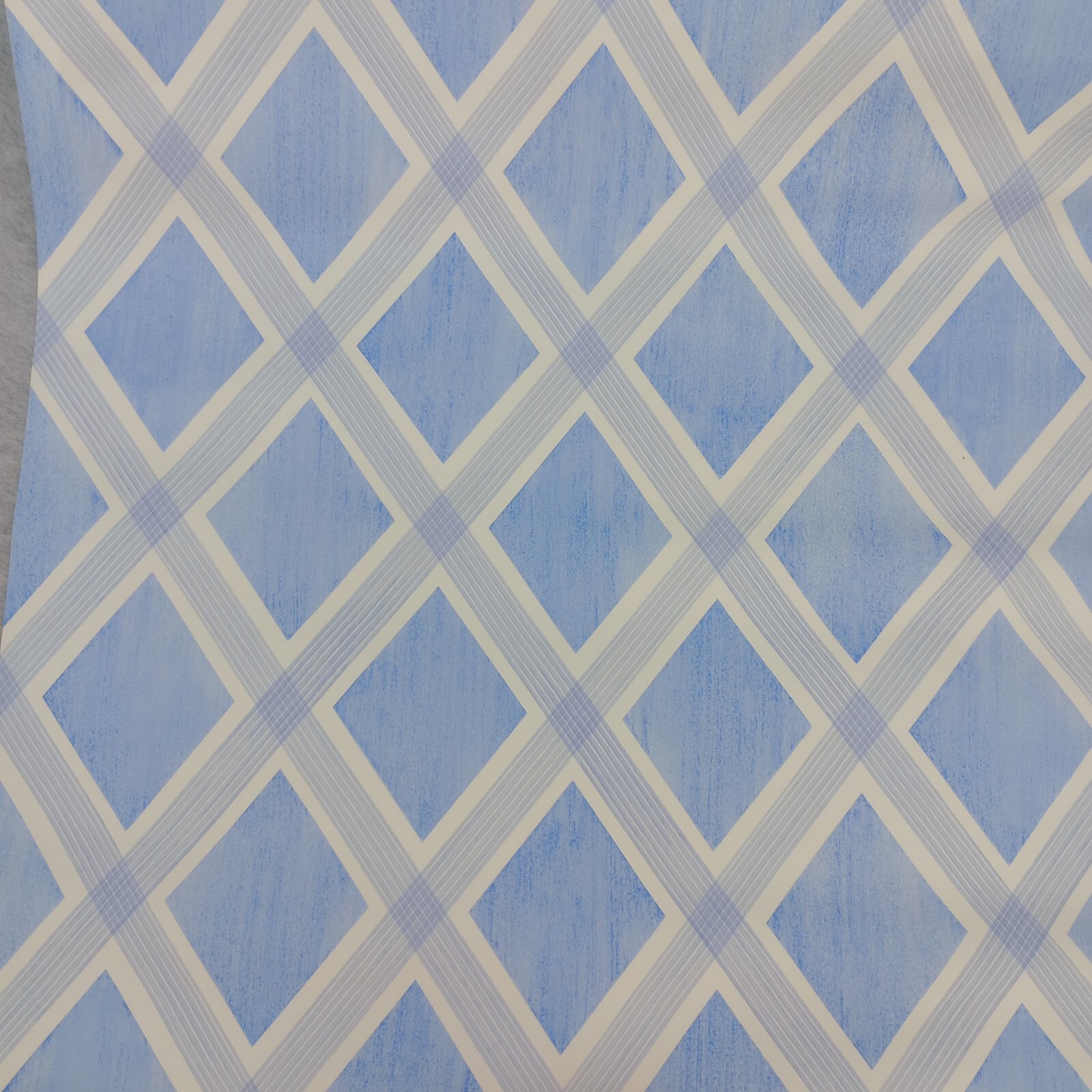 Vintage Diamond Pattern Wallpaper