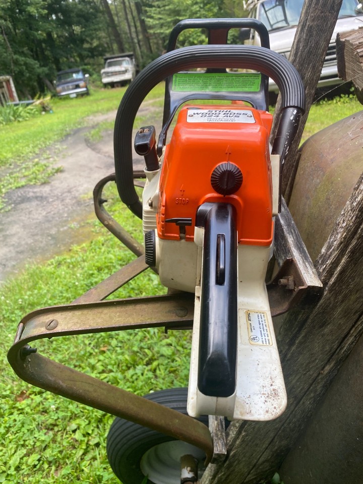 Stihl Wood Boss Chainsaw 024 AVS Super Electronic Ignition Chain Brake ...
