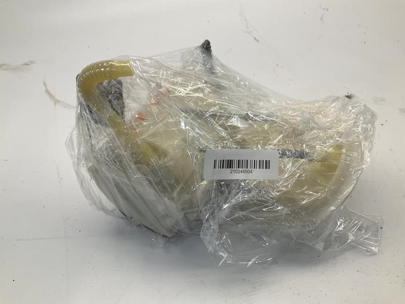 12-15 Mercedes W204 C 250 1.8L Fuel Pump Tank Mounted Right Side Q | eBay