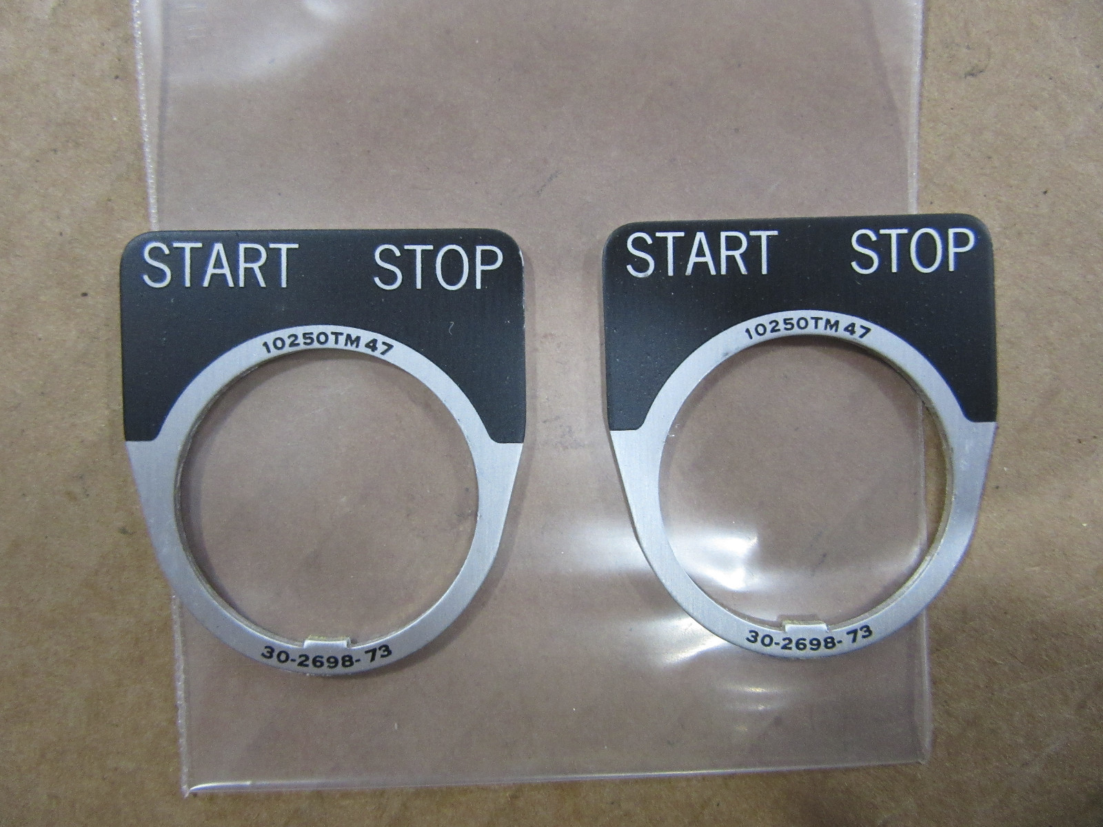 (2) Cutler-Hammer 10250TM47 Start-Stop Legend Plates 30-2698-73 NEW ...