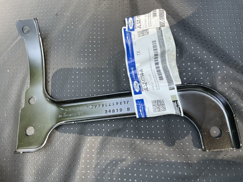 Bumper Mounting Bracket Right For FORD USA F-150 17- JL3Z17754A. C3 | eBay