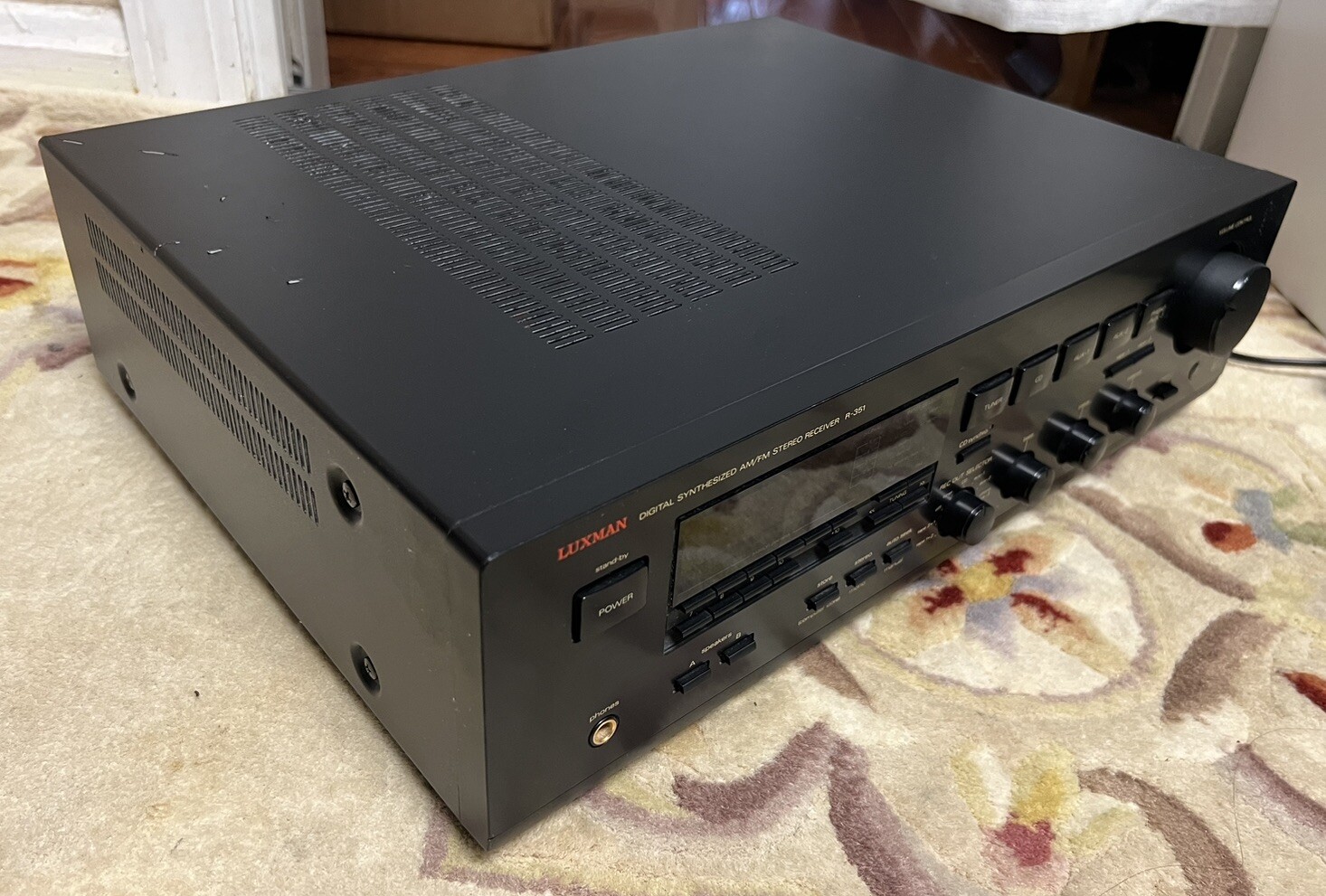 Luxman R-351 Digital Synthesized AM-FM Stereo Receiver | Japan | R351 ...