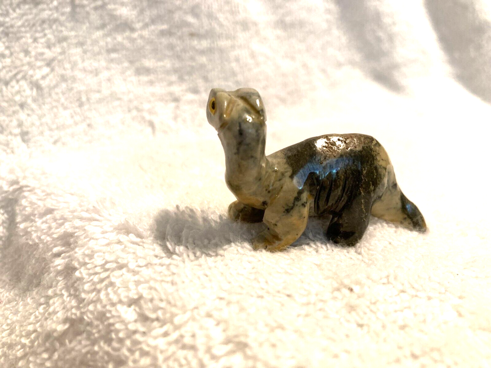 Peruvian Soapstone Hand Carved Brontosaurus Dinosaur Figurine 1 1/4" Tx ...