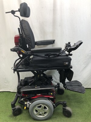 Quantum Edge HD iLevel 12" Lift/Tilt/Recline/Leg rest/Custom Build ...