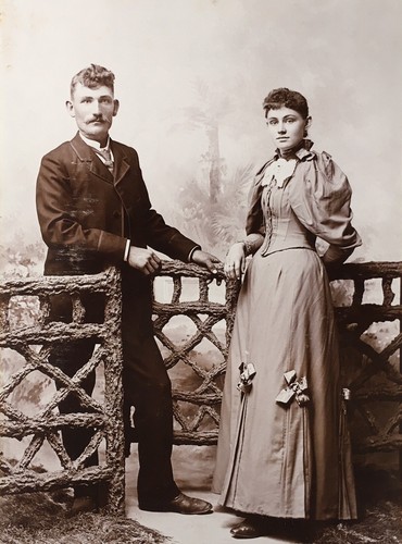 1880’s American Gothic Young Couple Man Lady CABINET CARD PHOTO Corning ...