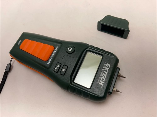 Extech MO210 Pocket Size Moisture Meter with 2-in-1 Digital LCD Readout ...