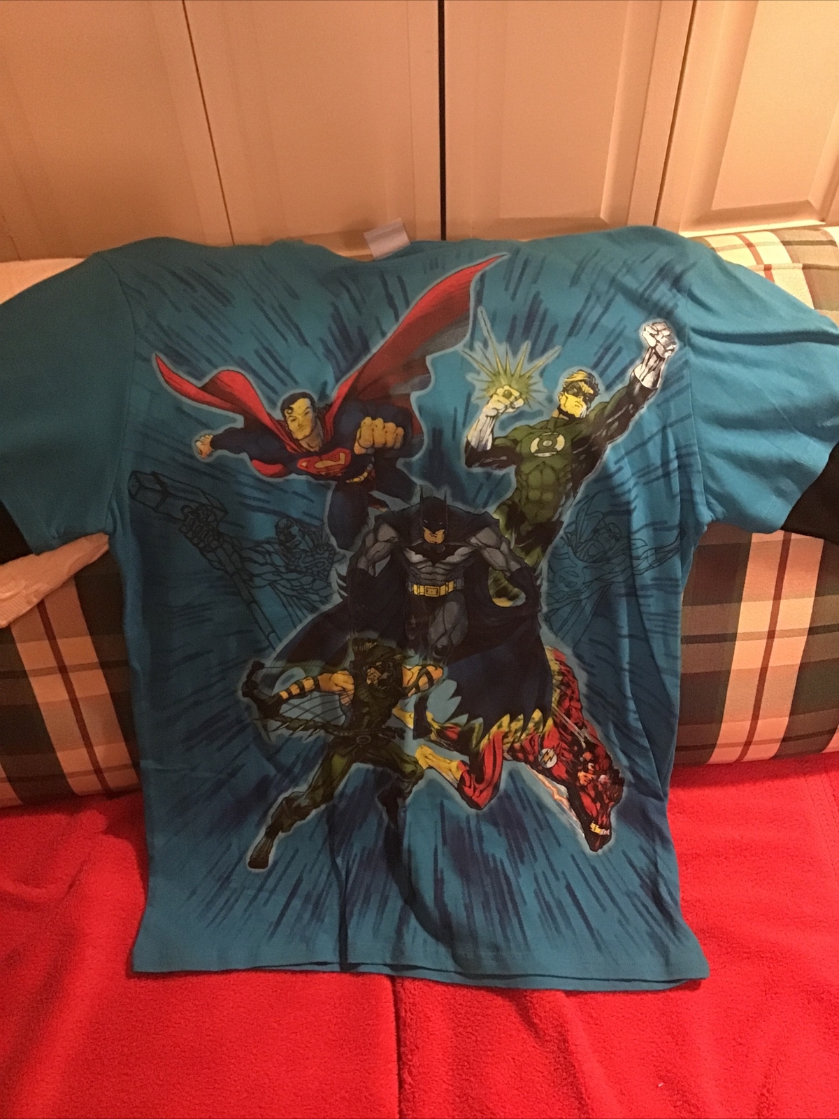 DC Comics: CLASSIC RETRO JUSTICE LEAGUE Men’s Long Sl… - Gem