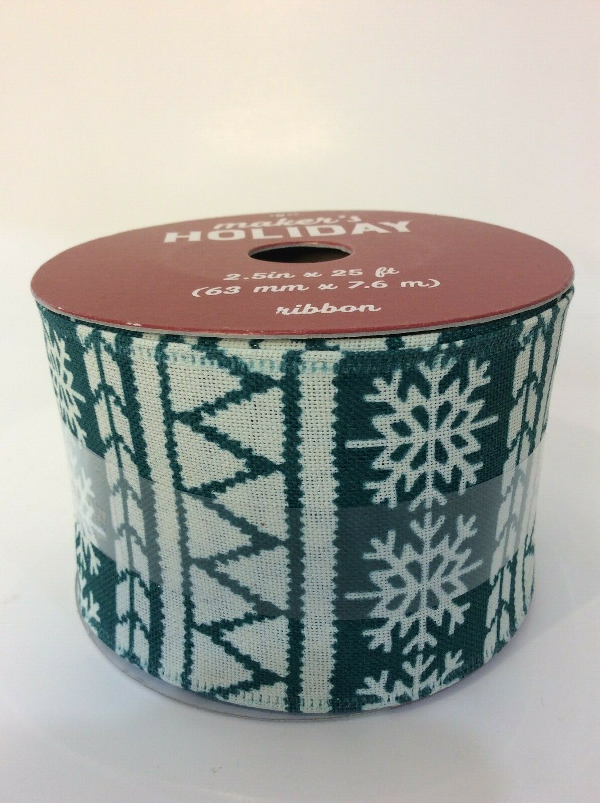 Maker's Holiday Christmas Snowflake Green & White 2.5 inch 25 ft Wire ...