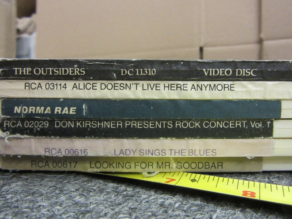 6 RCA SelectaVision Video Discs Movies Outsiders Norma Rae Mr Goodbar ...