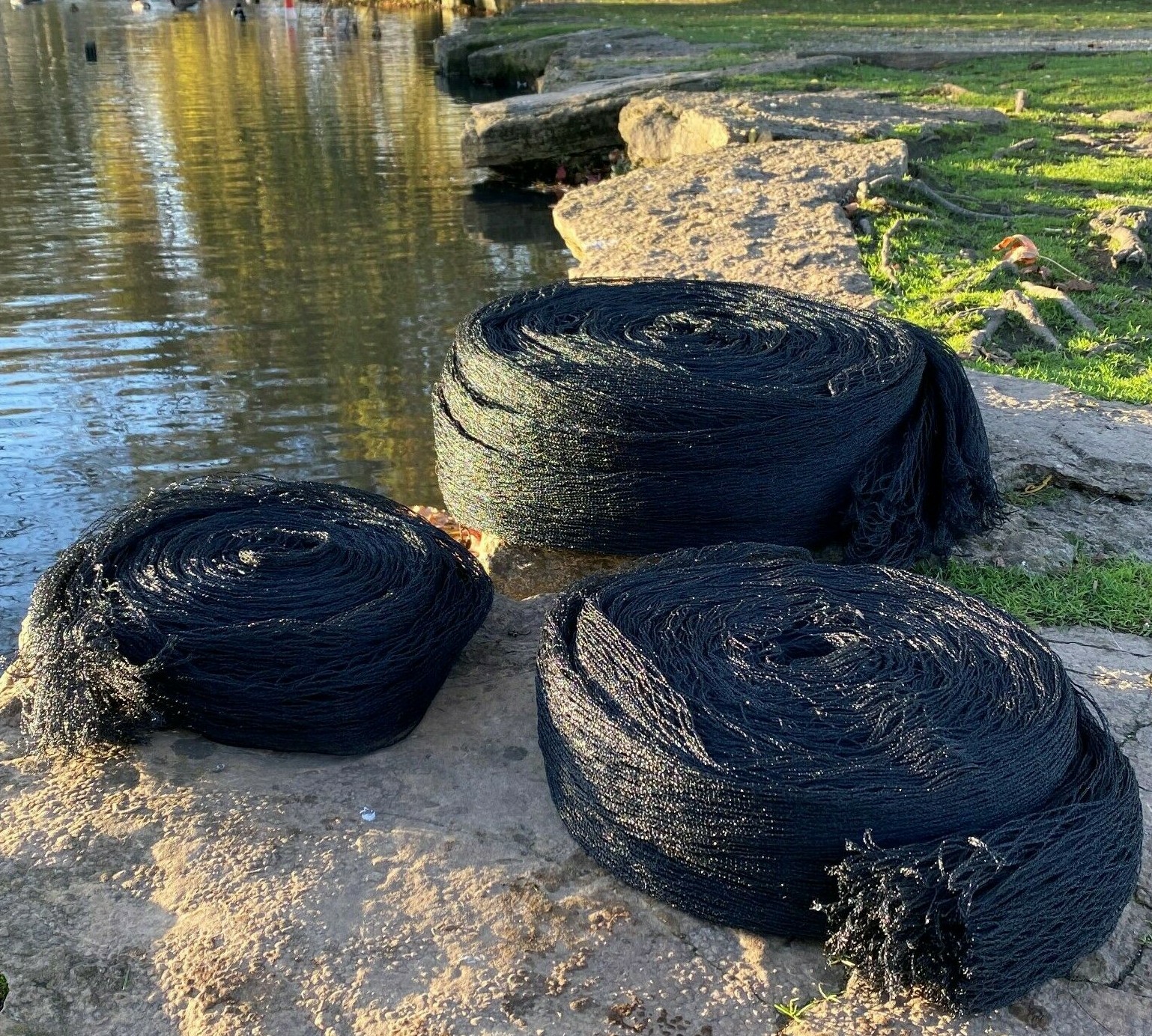 Pond Netting Fishpond Protector Cover Black Net Packs with Fixing Pegs ...
