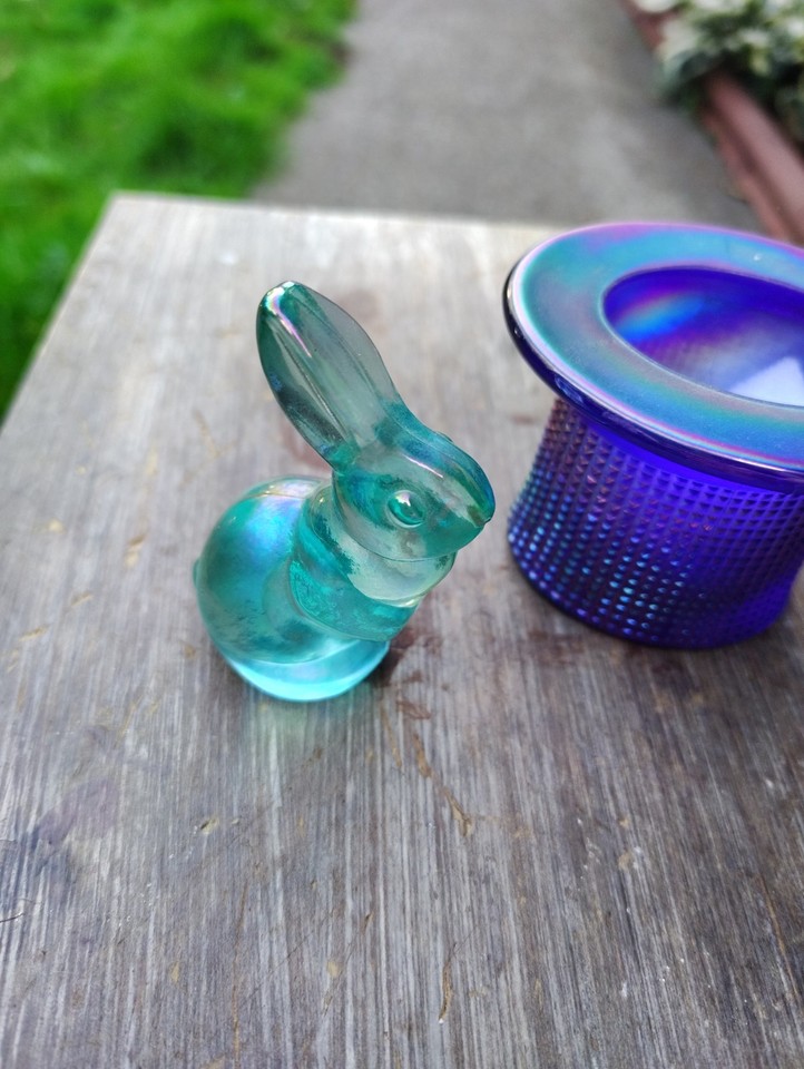 Fenton Aqua Blue Carnival Glass Rabbit In A Hat Glass Figurine Lot | eBay