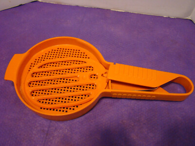 Tupperware Vintage Orange Sift-It Hand Held Flour Sifter Kitchen Helper ...