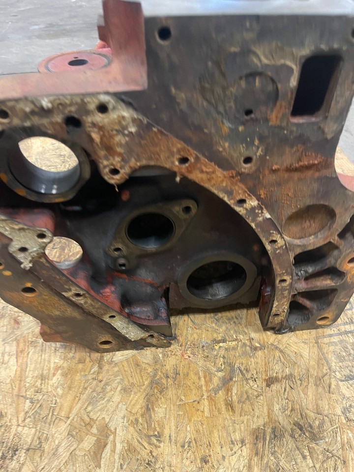 1964 Farmall 404 Tractor Engine Block 375596R1 | eBay